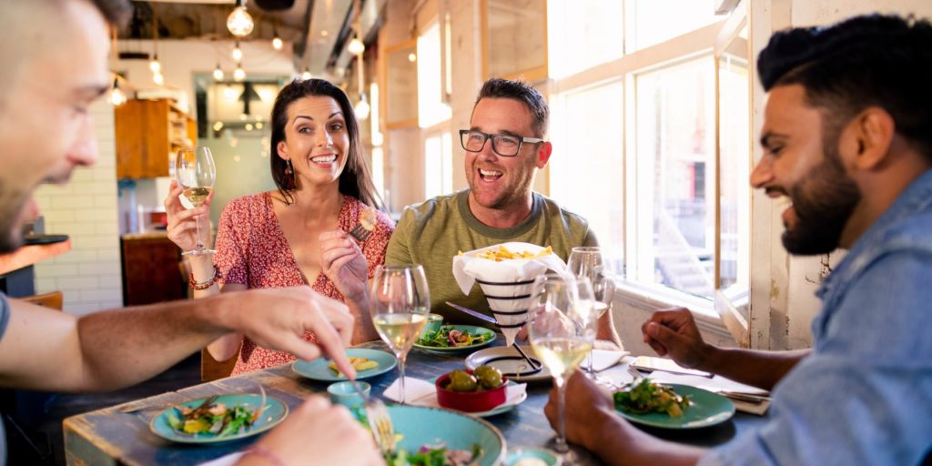 Eating Out on a Budget: 19 Tips | MoneyLion